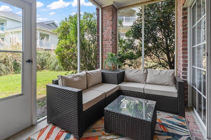 Tee Time And Beach Condo - In Myrtle Beach - Myrtle Beach, SC