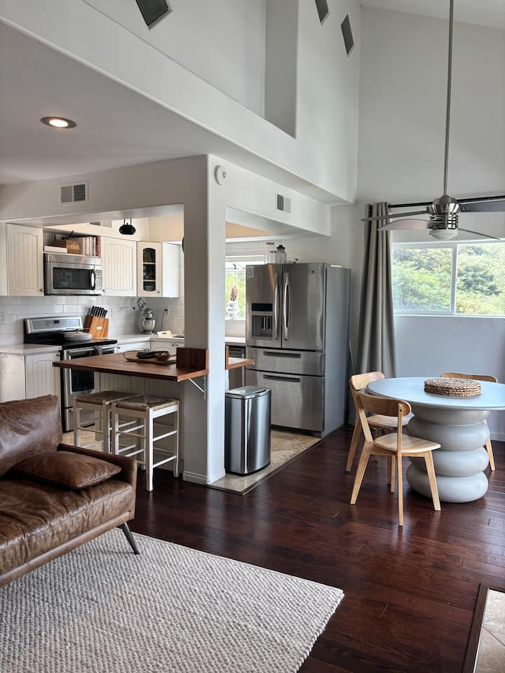 Cool Mid-century Modern Retreat, 8 Mins To Beach - Laguna Niguel, CA