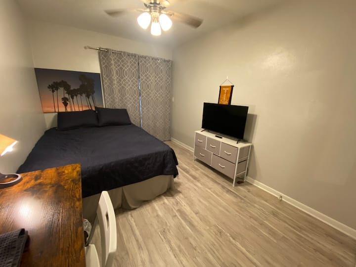 Private Room Near Uf & Hospitals - 蓋恩斯維爾