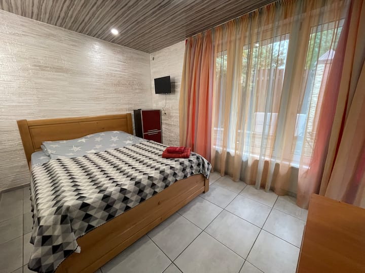 House&house 84/3 - Ірпінь