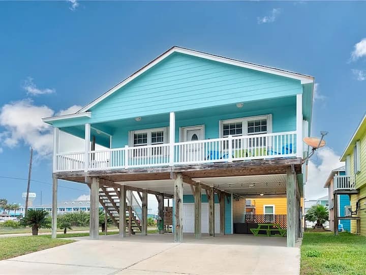 Shared Pool, Pet Friendly, Golf Cart Access, Parking For 4 - Aransas Pass, TX