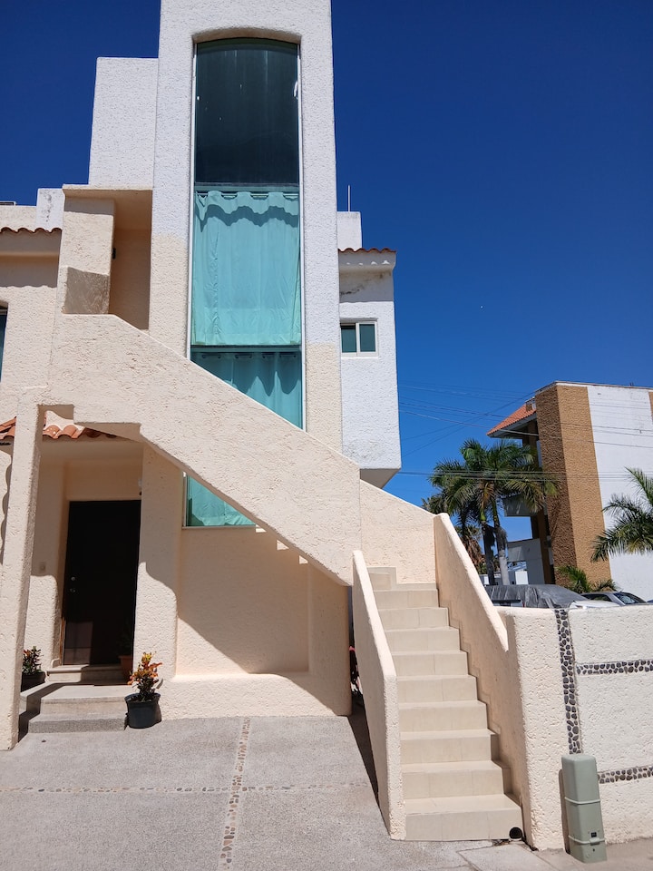 Departamento"en El Dorado"hospedaje Y Descanzo". - Mazatlán