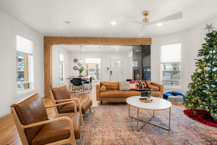 Hottub! Historic Dwntwn 1 Block To Lake & Dining! - Coeur d'Alene, ID