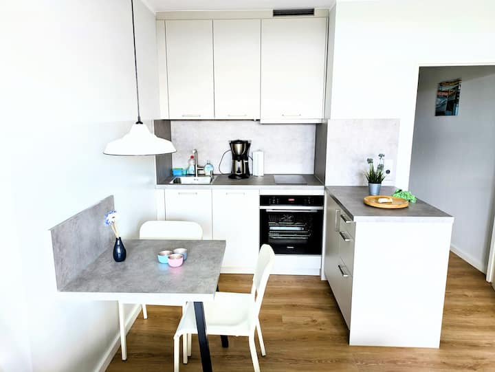 Saniertes Strand-apartment - Wlan, Ebk, Balkon - Strande