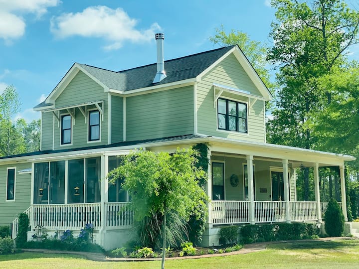 Experience A Farm House On 30 Acres (New Hot Tub) - Greenville, NC