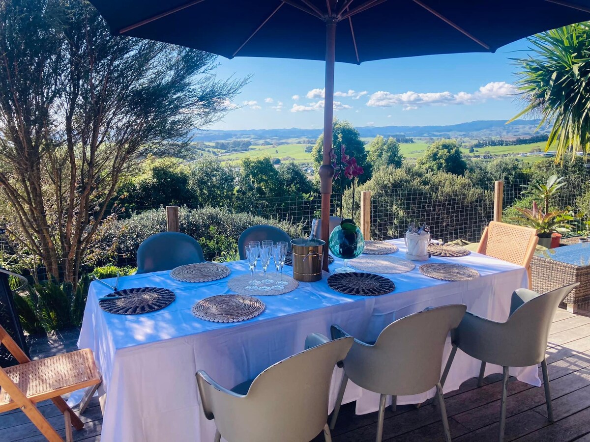 Raglan Holiday Rentals & Homes - Waikato, New Zealand | Airbnb