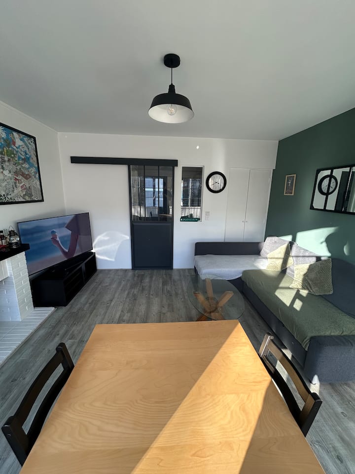 Charmant Appart Rénové • Balcon • Centre-ville - Lisieux