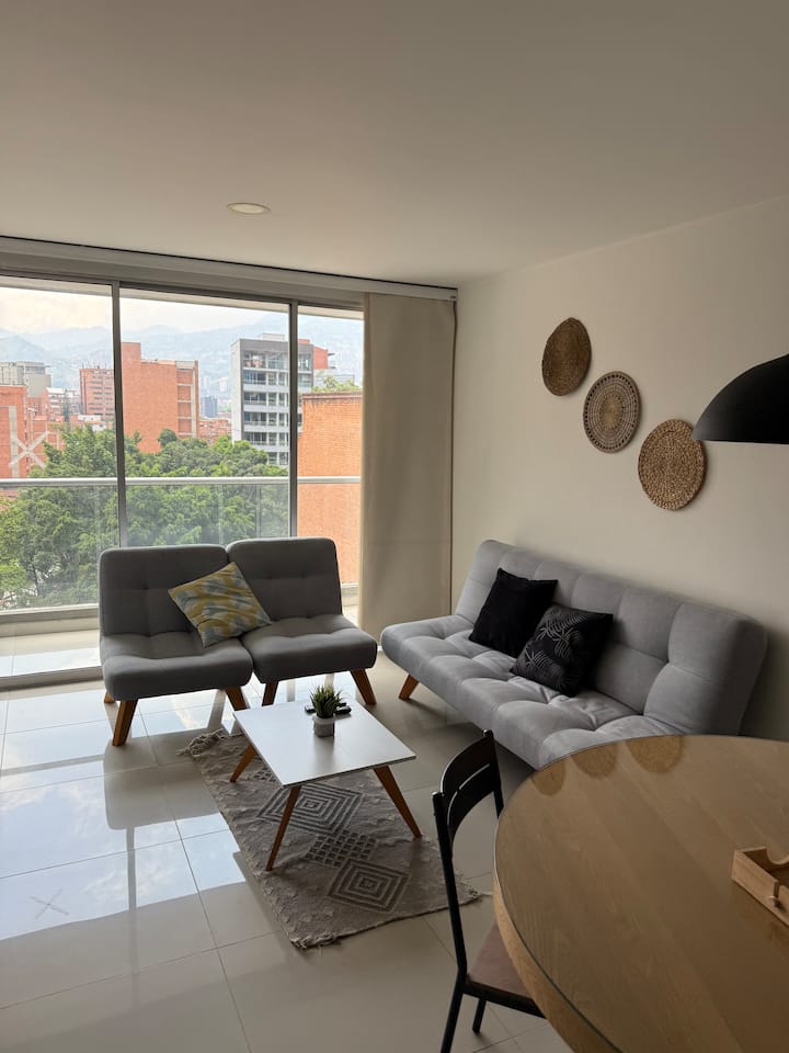 Amazing Apt In Front Plaza Mayor Near Plaza Toros - Medellín