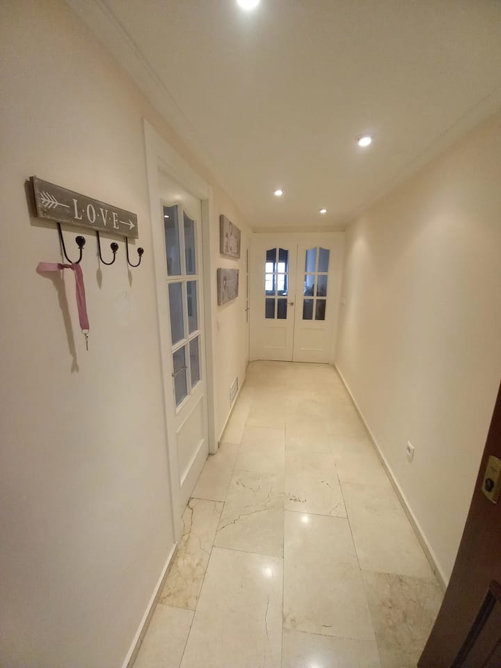 "Habitación Privada Alcázar" Con Tv Y Escritorio - Córdoba