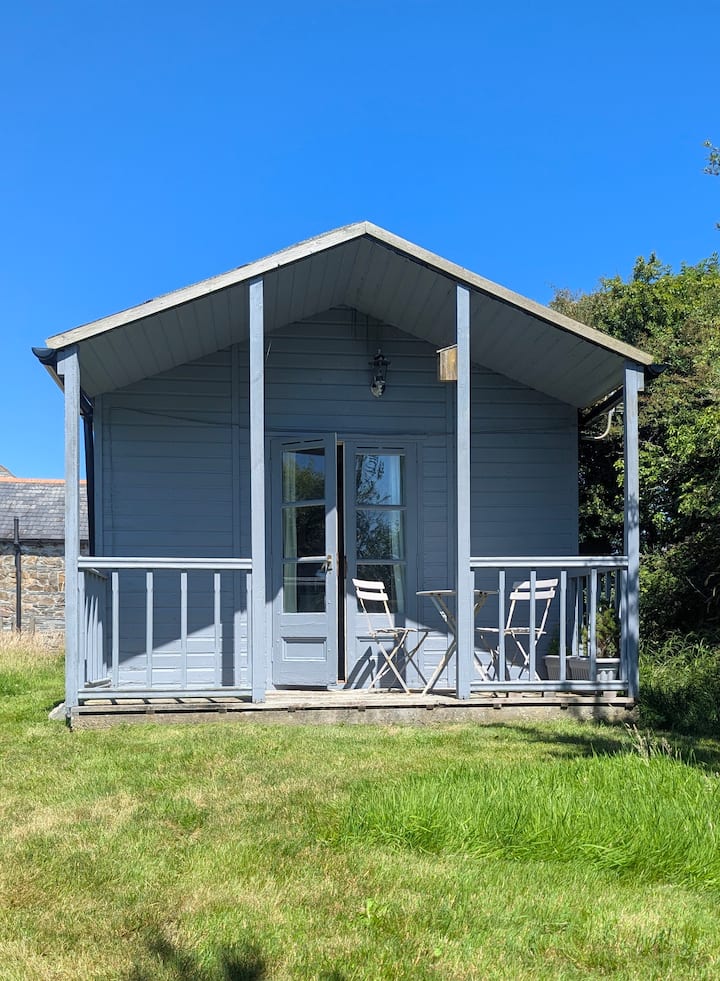 The Cabin, Rock, Cornwall. - パドストウ