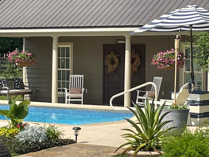 Troy Alabama "Resort-style" - Florida