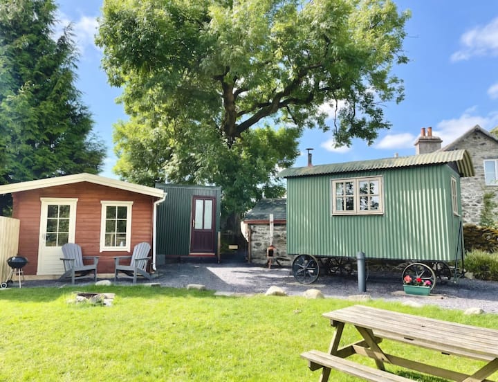 Cwt Tyddyn - Shepherd's Hut & Summer House. - Snowdonia National Park