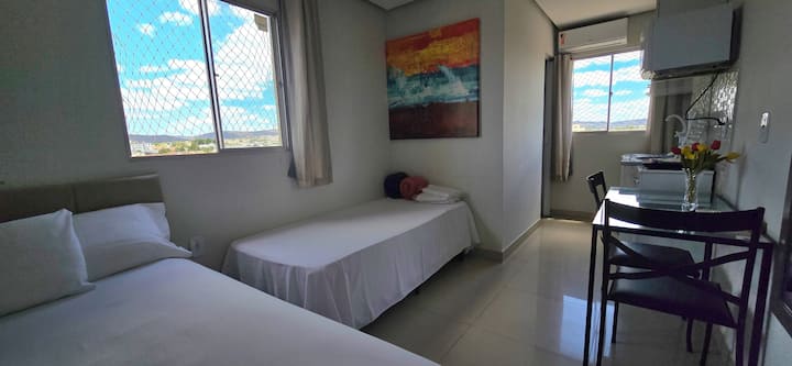 301 Kitnet Centro,linda Vista Por Sol,tv Smart, Ar - Montes Claros