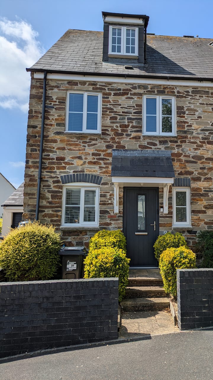 Double Room & Private Bathroom In A Hosted House - Bodmin