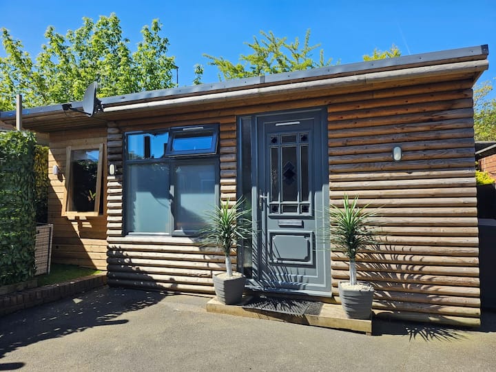 The Cabin - Derbyshire