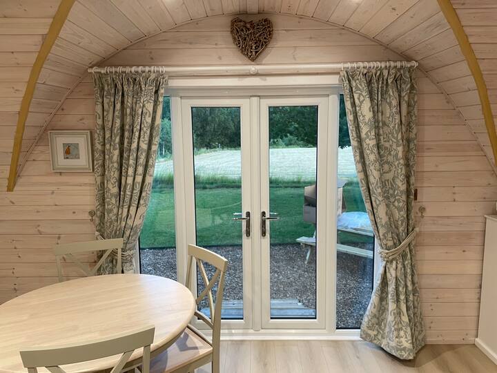 Lower Lufkins Lodge - Essex