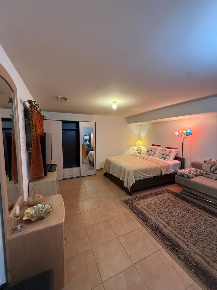 Beautiful Brand New Furnished Studio. - Staten Island, NY