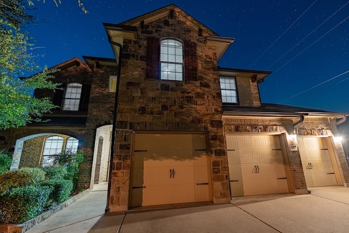 Spanish Oaks Manor - キリーン, TX