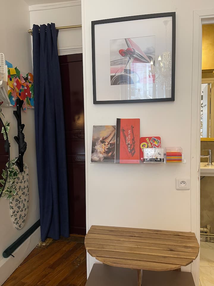 Cozy Parisian Studio – 5 Min From Louvre - Le Marais