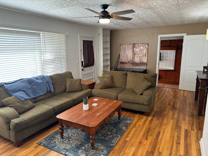 Entire Priv 5 Bed/4 Room House Walk To Fsu Stadium - Tallahassee