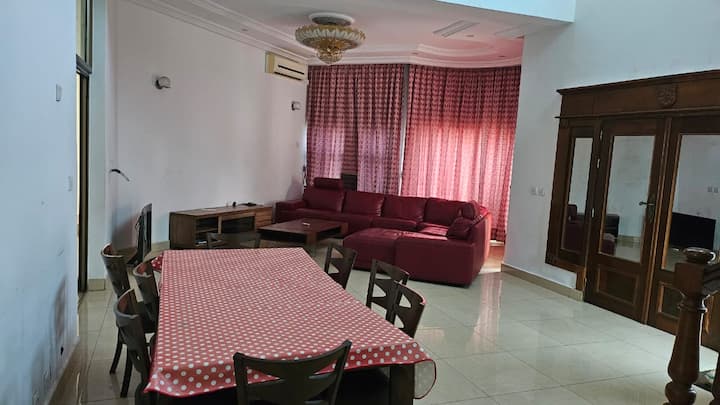 Villa De Rêve à Pointe-noire Avec Vue Sur La Mer - Pointe-Noire