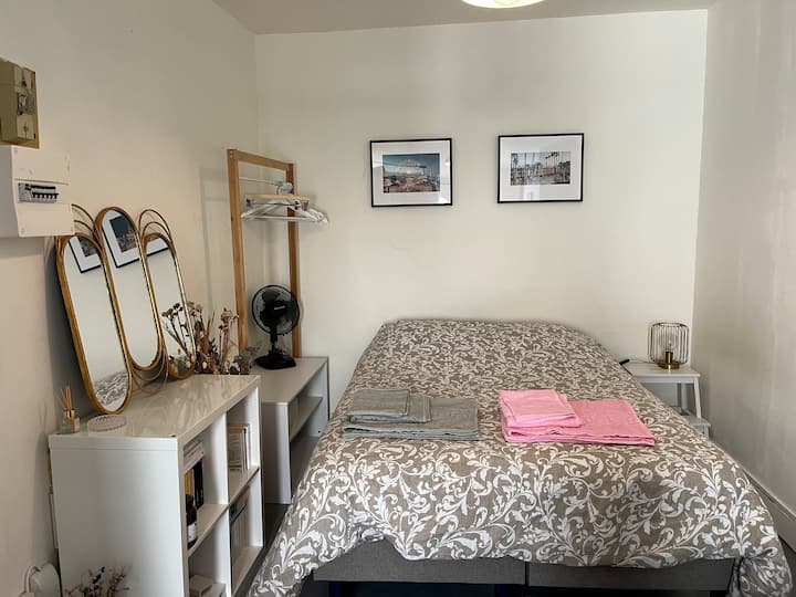 Paris : Charmant Studio Au Cœur Du 11eme - Paris