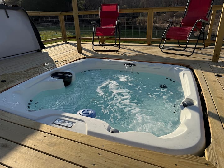 Family Fun W Hot Tub/pool/sauna Near Ski Holidaymt - Resorts World Catskills