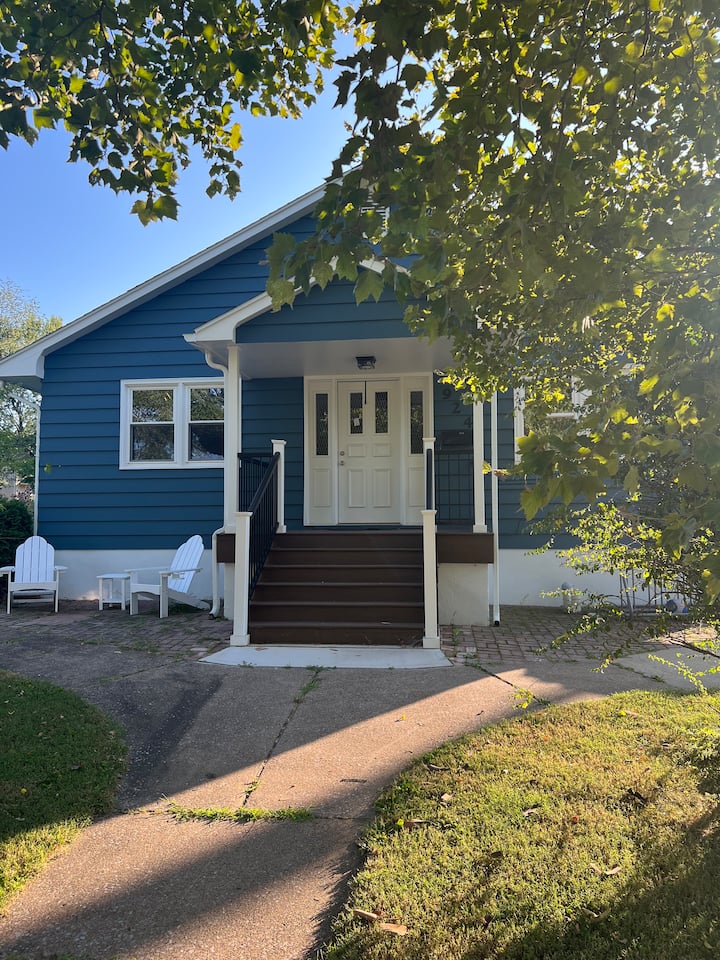 The Lion’s  Den - A Perfect Penn State Pad Project - State College, PA