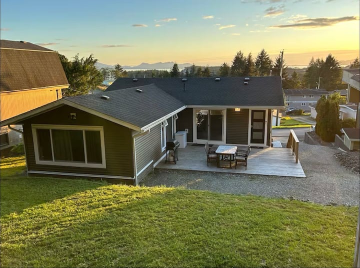 3 Br Serene Forest Sanctuary - Prince Rupert
