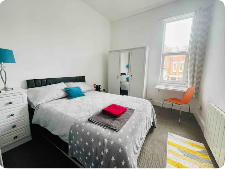 Contact Us 4 Best Rate Longer Stays/private/park’g - Portsmouth