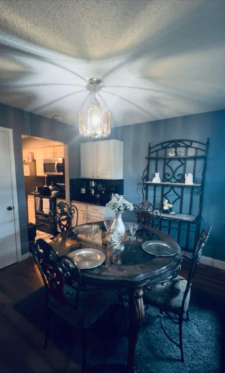 #2 Private Room With Shared Full Bathroom - Garland, TX
