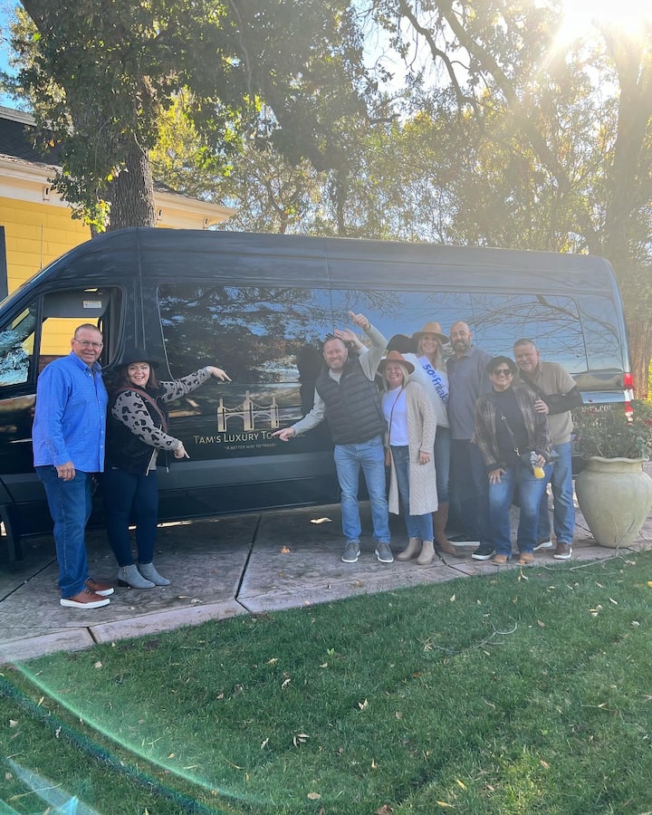 Tam’s Luxury Tours - Fairfield, CA