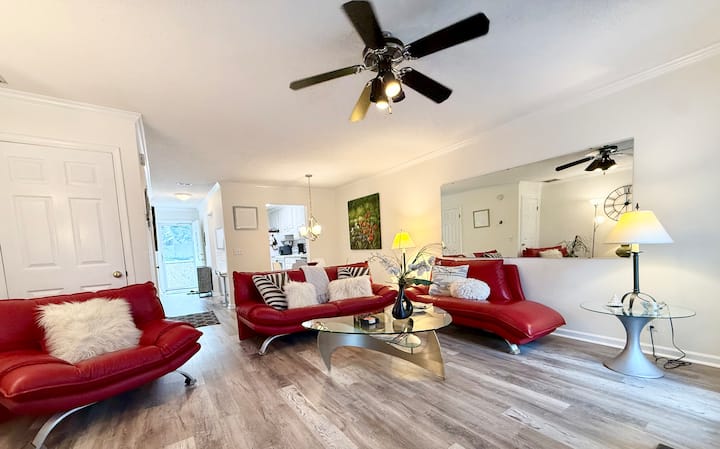 Entire Townhome A Few Miles From The Beach. - Brunswick, GA