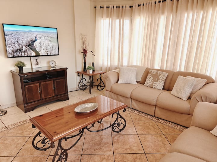 Highly Rated Executive 2bd Apt Lomas Del Guijarro - Tegucigalpa