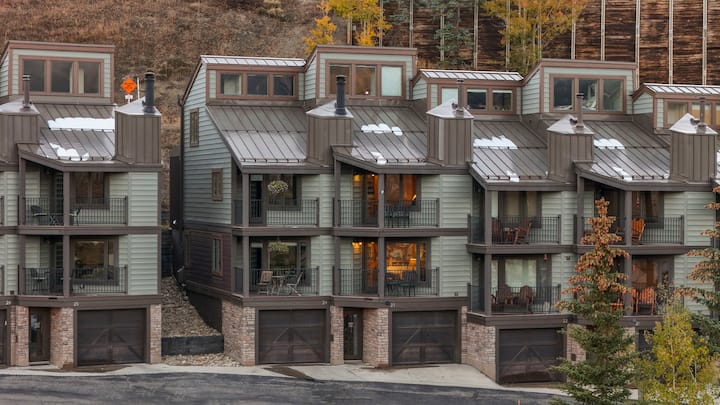 Eagle's Nest Condo | 3 Bedroom | Shared Hot Tub - Crested Butte, CO