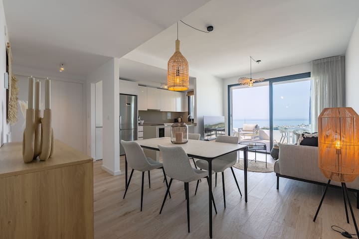 Sea & Golf View Appartment One80 - Estepona