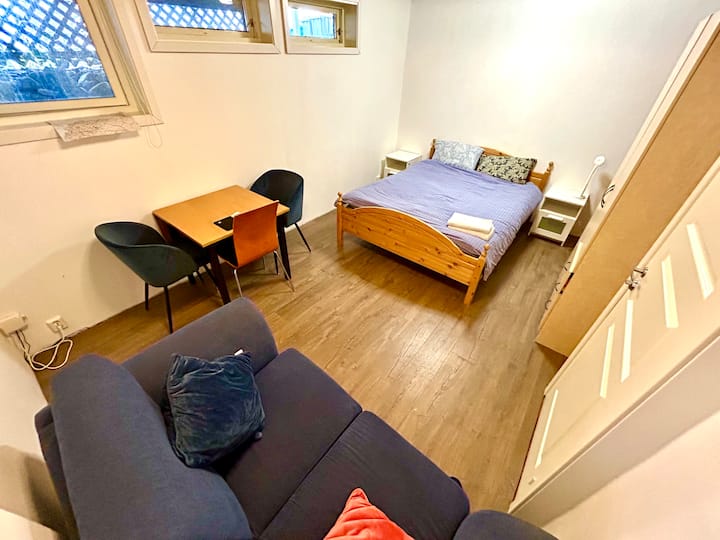 Warm Floor, Big Bed, Parking - Ålesund