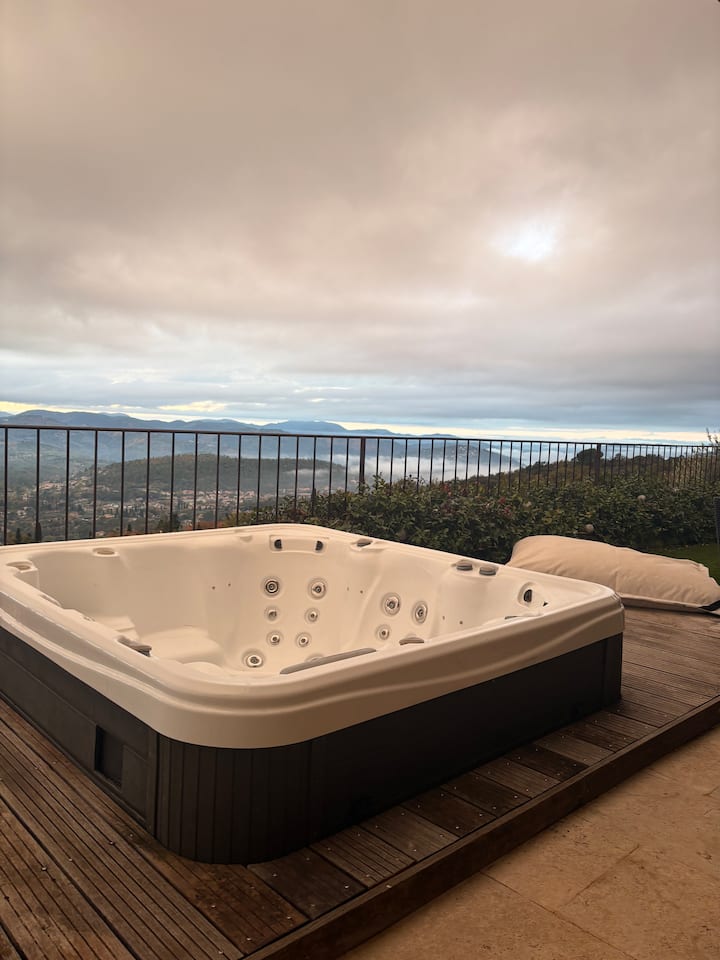 Mas St Christophe- Piscine & Jacuzzi - Clim - Peymeinade