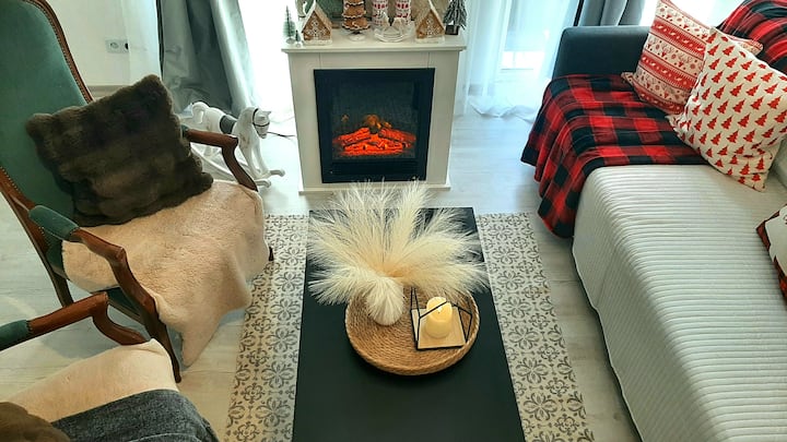 Gelbe Koffer - Design Maisonette - Self-check - Neunkirchen