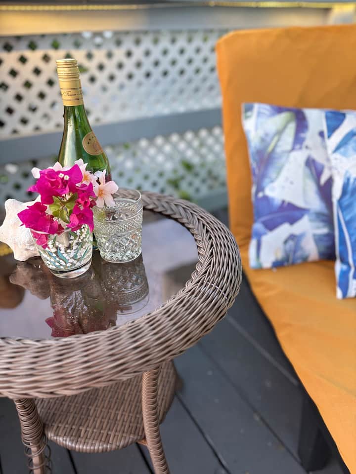 Oceanview Getaway In Frenchman Bay (Central Suite) - Saint Thomas