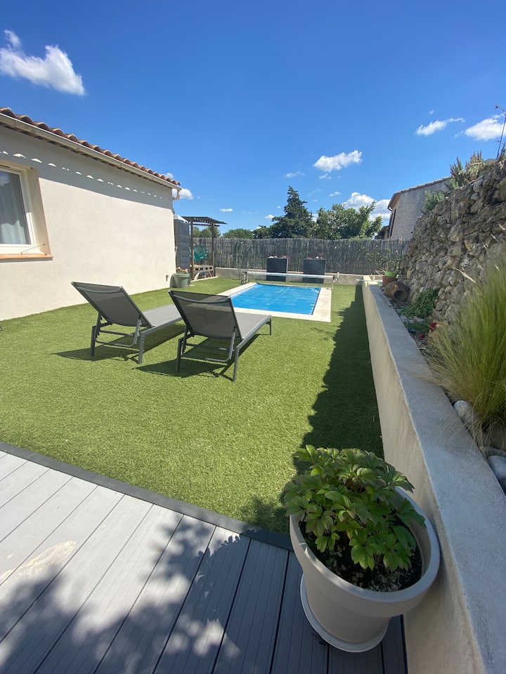 Villa 3 Chambres Avec Piscine - Pertuis