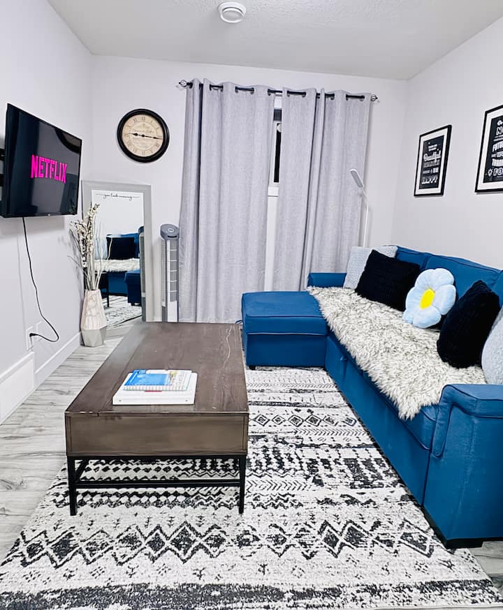 Entire Basement Suite Near Yeg Airport - Edmonton