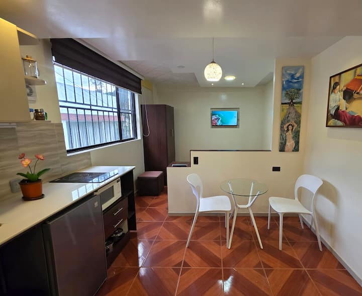 Quartier Typique: Suite Pour Nomades Numériques - Quito