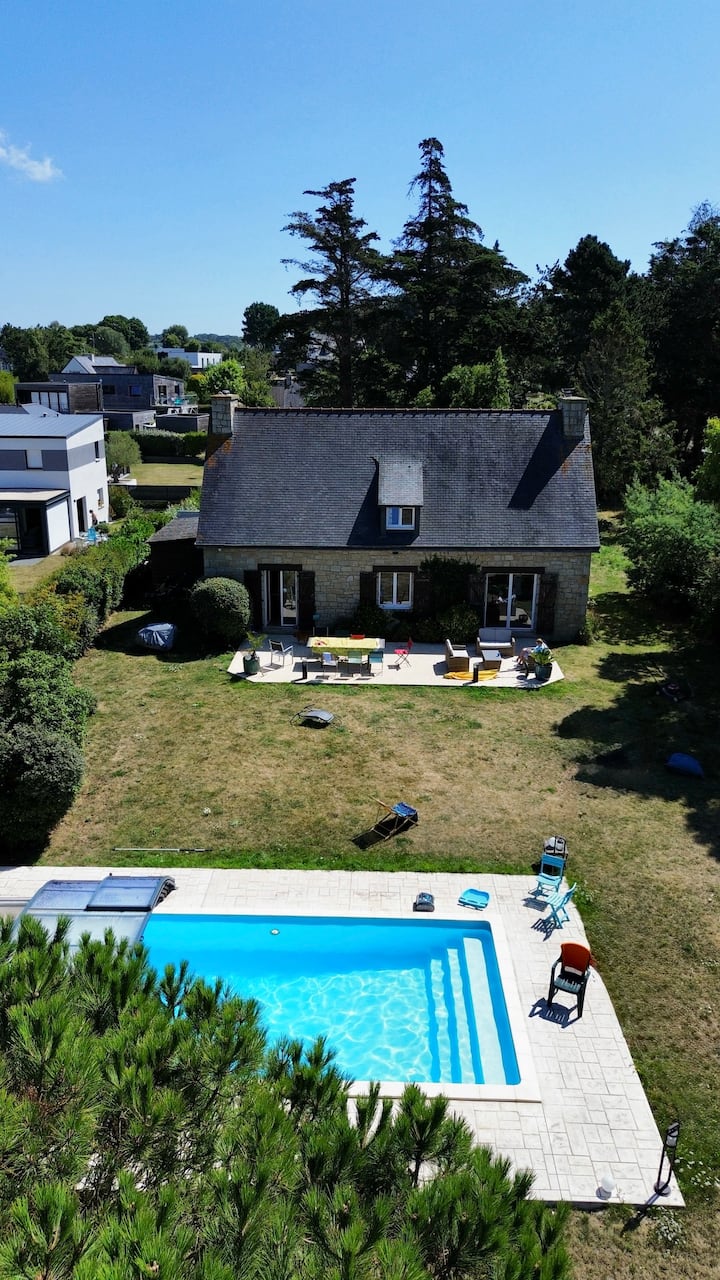 Maison Familiale Avec Piscine Chauffée Et Vue Mer - Pléneuf-Val-André