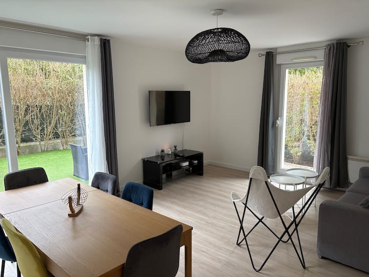 Disney/paris L 70 M² L Terrasse & Parking Privé - Bussy-Saint-Georges