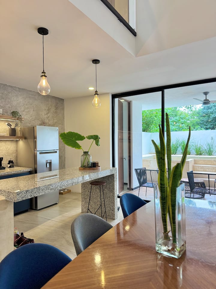 Casa Guayaba, With Rooftop Terrace And Pool - Mérida