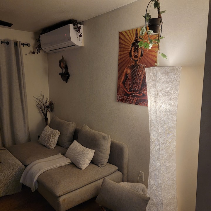 Clean & Cozy Private Rm + Amenities. - Santa Barbara, CA