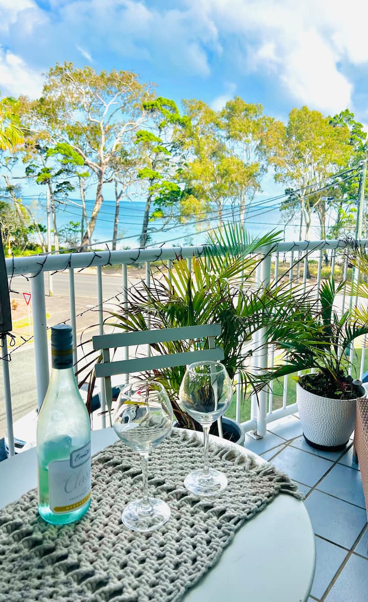 A Place To Breathe ~ With Stunning Sea Views - Hervey Bay