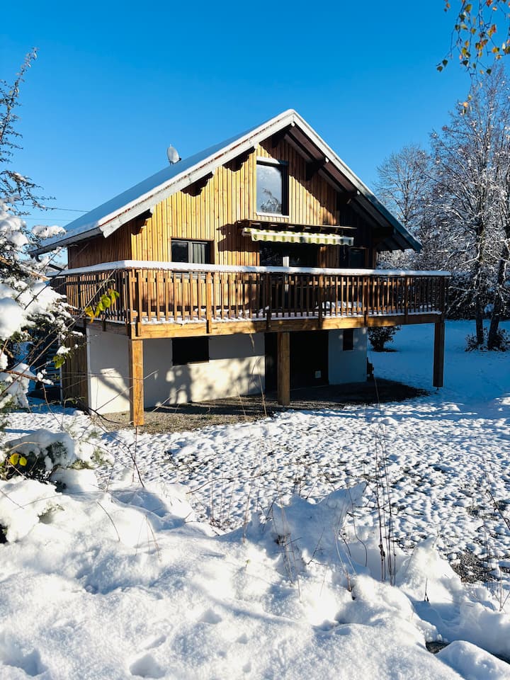 Chalet Du Lac ÉMeraude - Jura - Lac de Vouglans