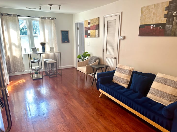 Pennsylvania Avenue 3 Br Condo! - Washington, D.C.